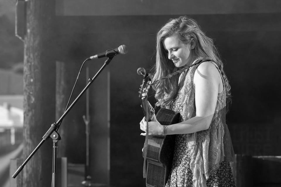 Sandy's Piano & Wine Bar – Piano & Wine Bar